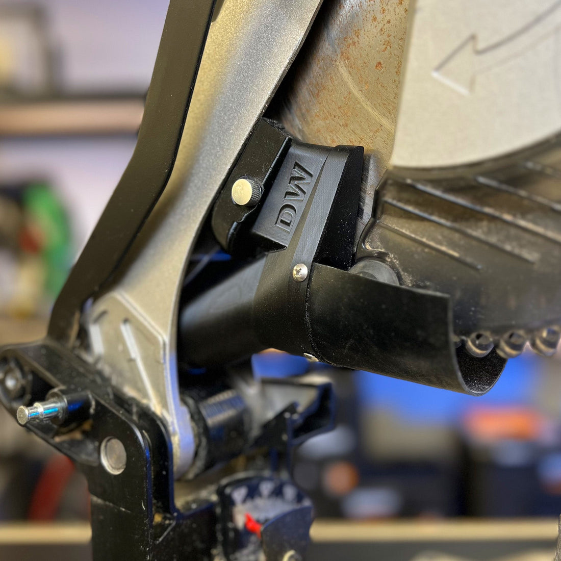 Miter Saw Dust Collection Solutions