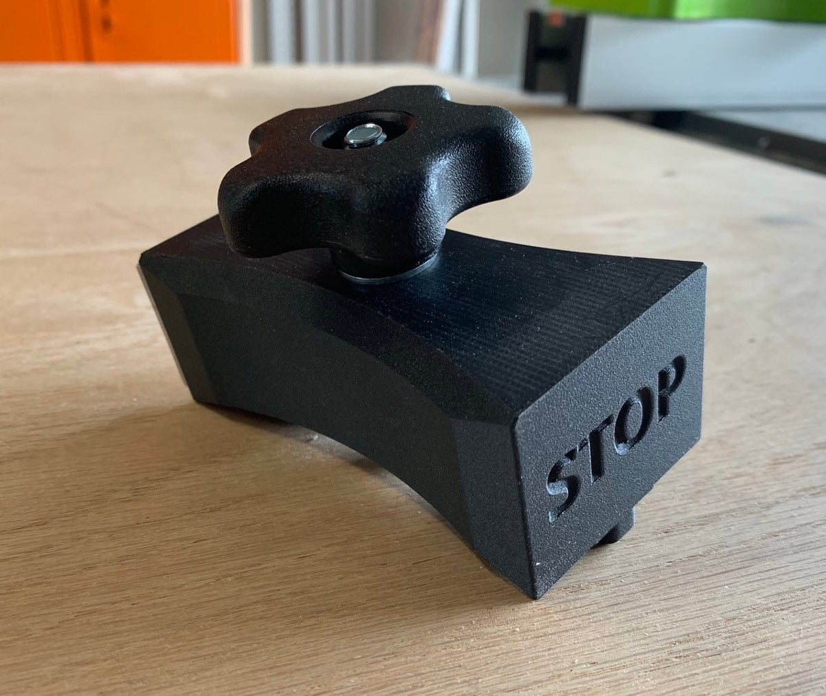 Fenceless Stop Block