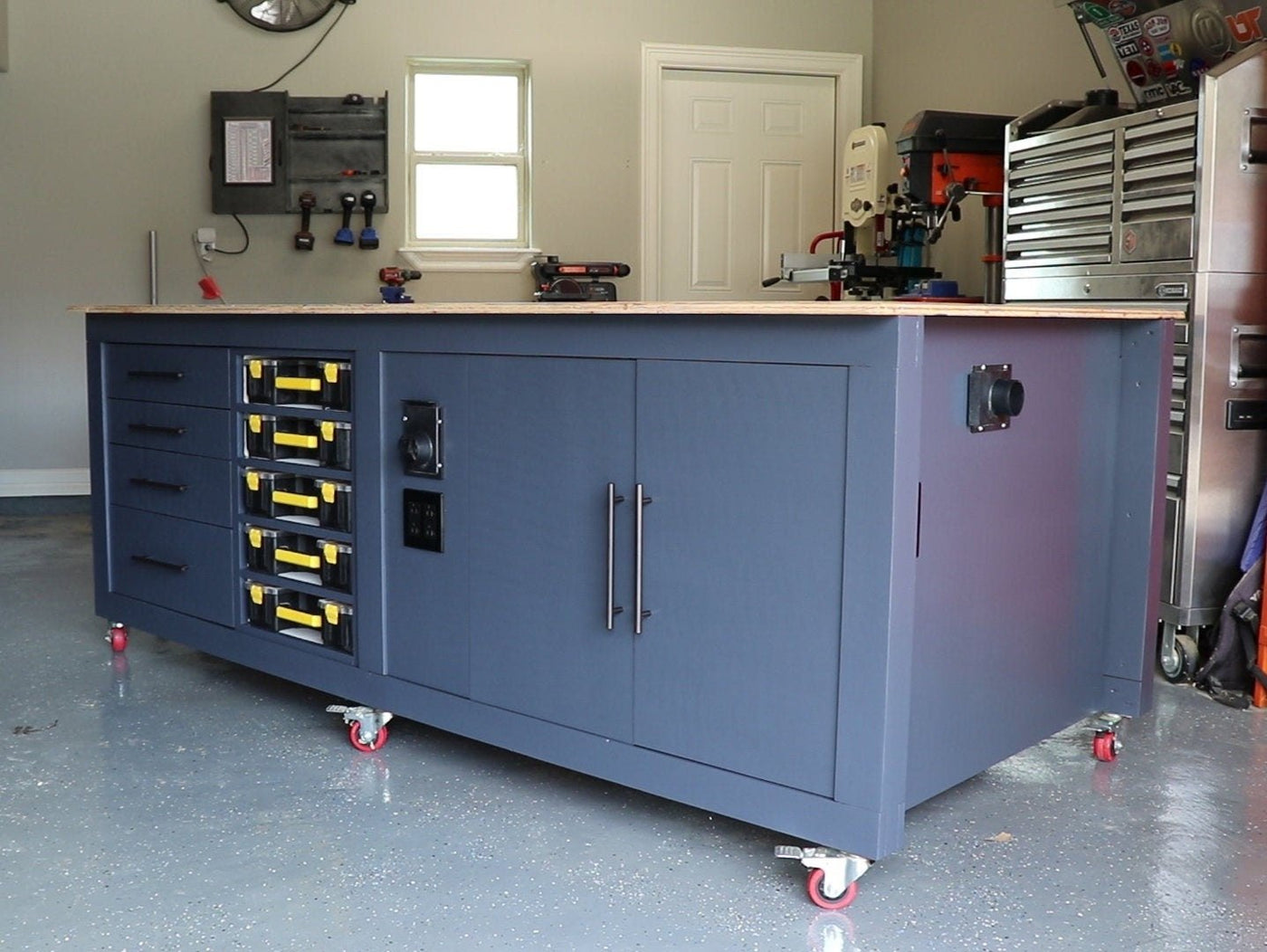 Ultimate Workbench Woodworking Plans - Digital Download